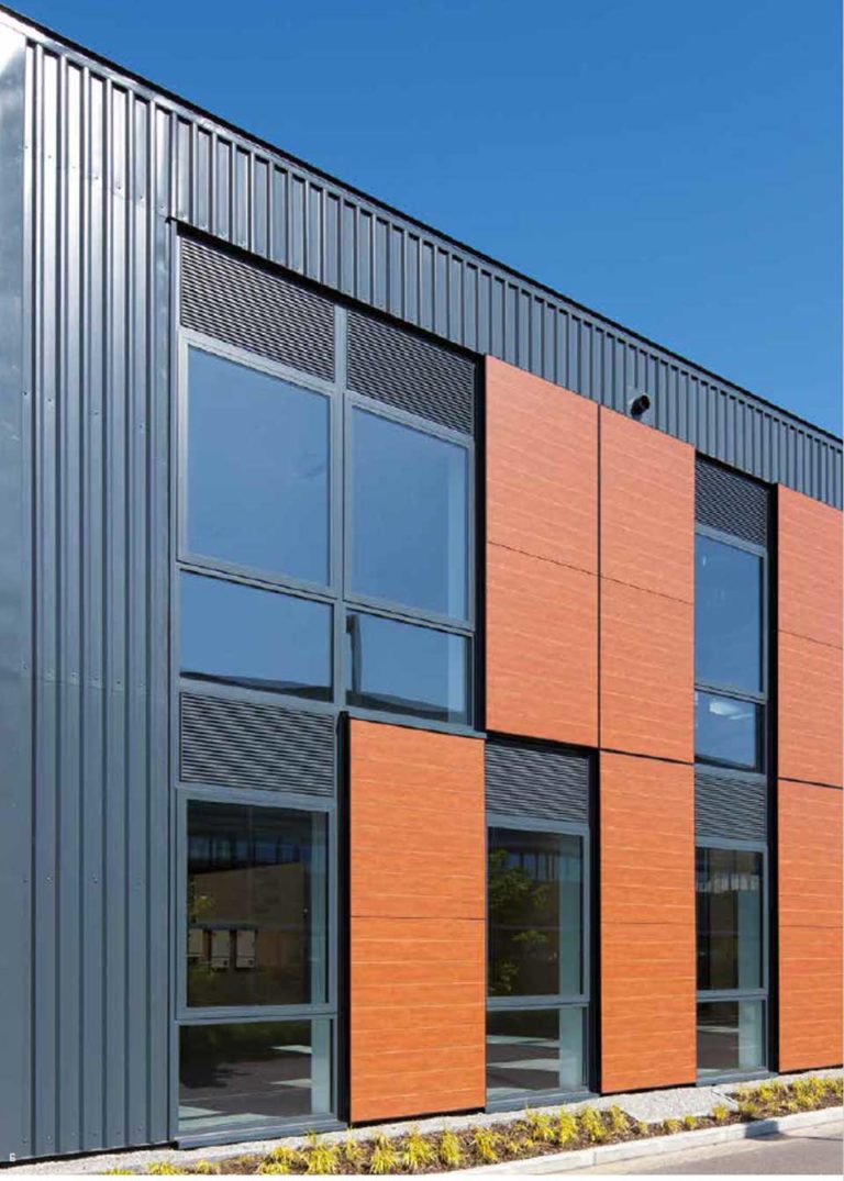 Continuous louvre system - RENSON LOUVERES Manufacturing